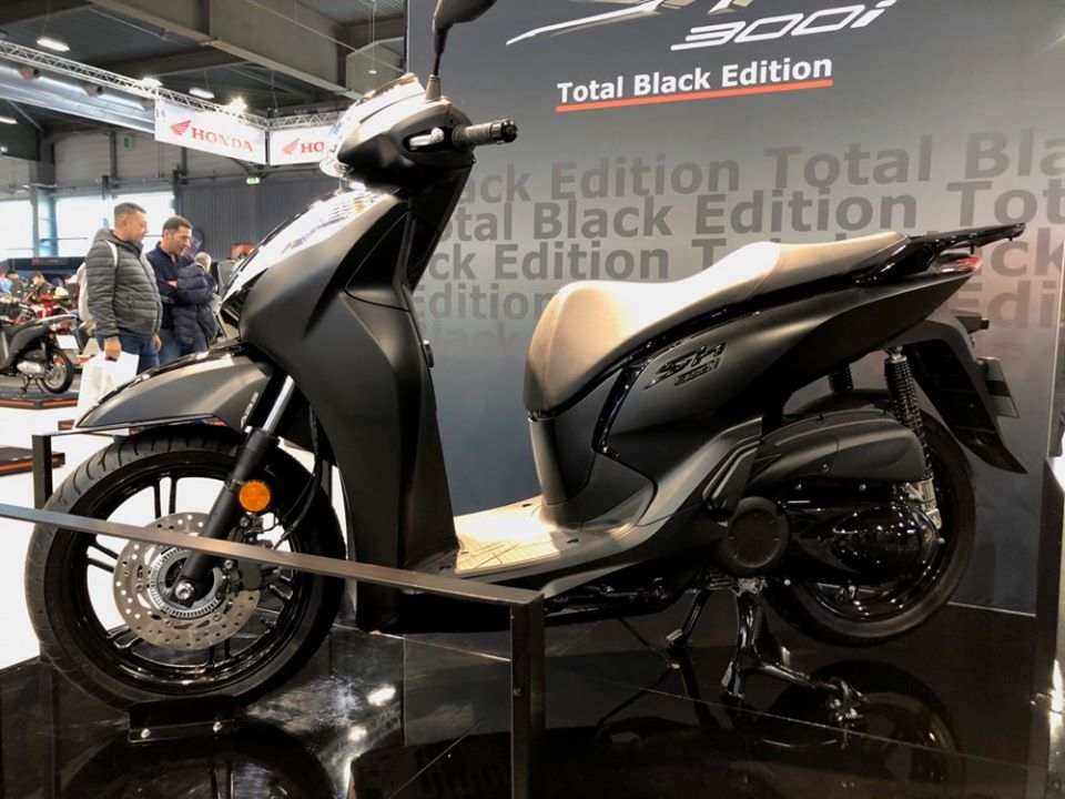Honda SH300i Black Edition 2020 สกูตเตอร์เวอร์ชั่นในอิตาลี