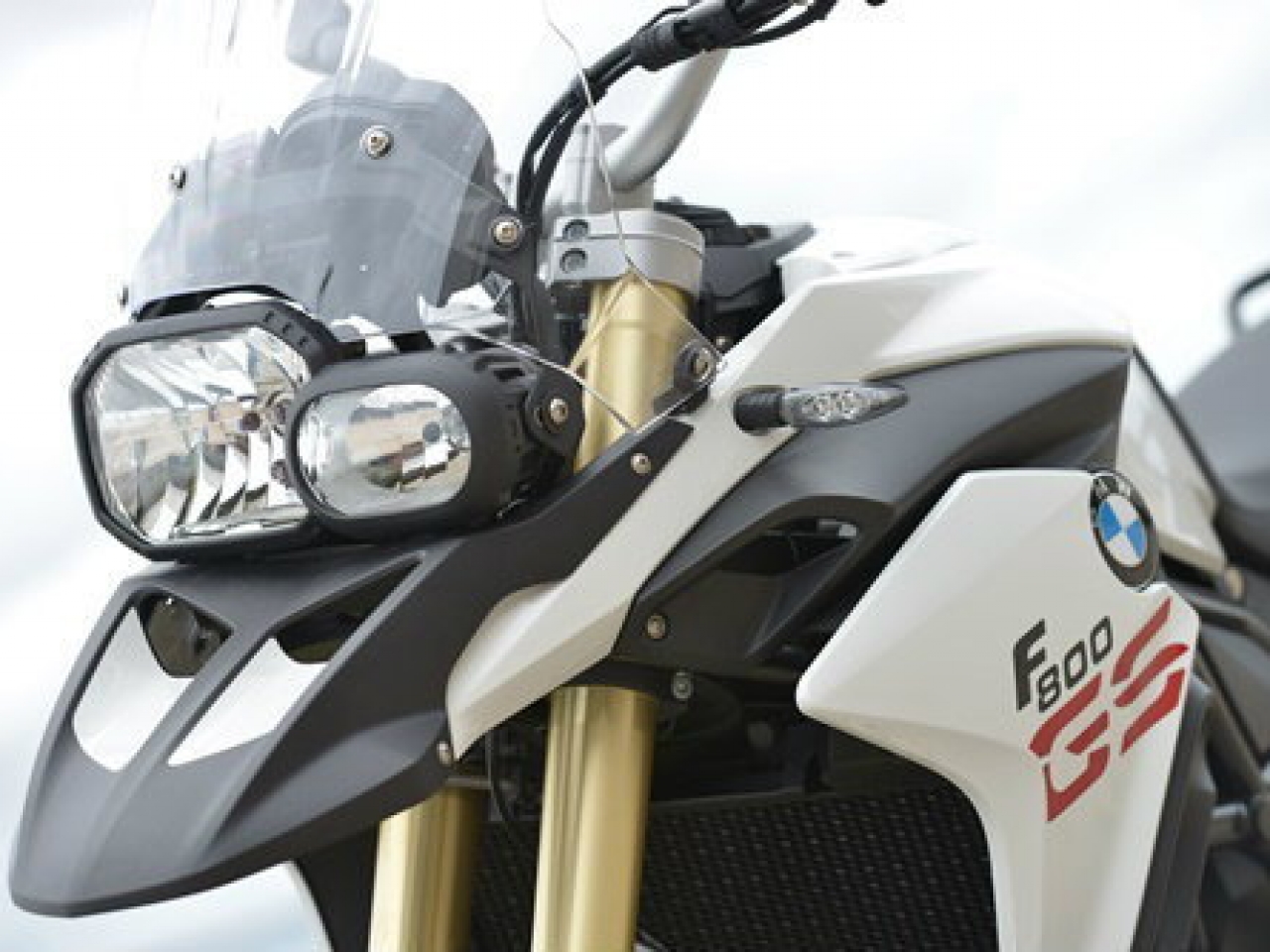 BMW F800GS ข้อมูลสเปคราคาและตารางผ่อนดาวน์